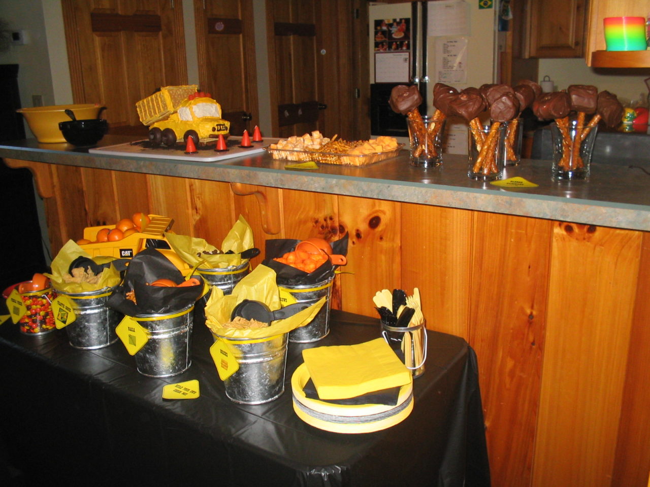 A Construction-Themed Party : Half a Hundred Acre Wood